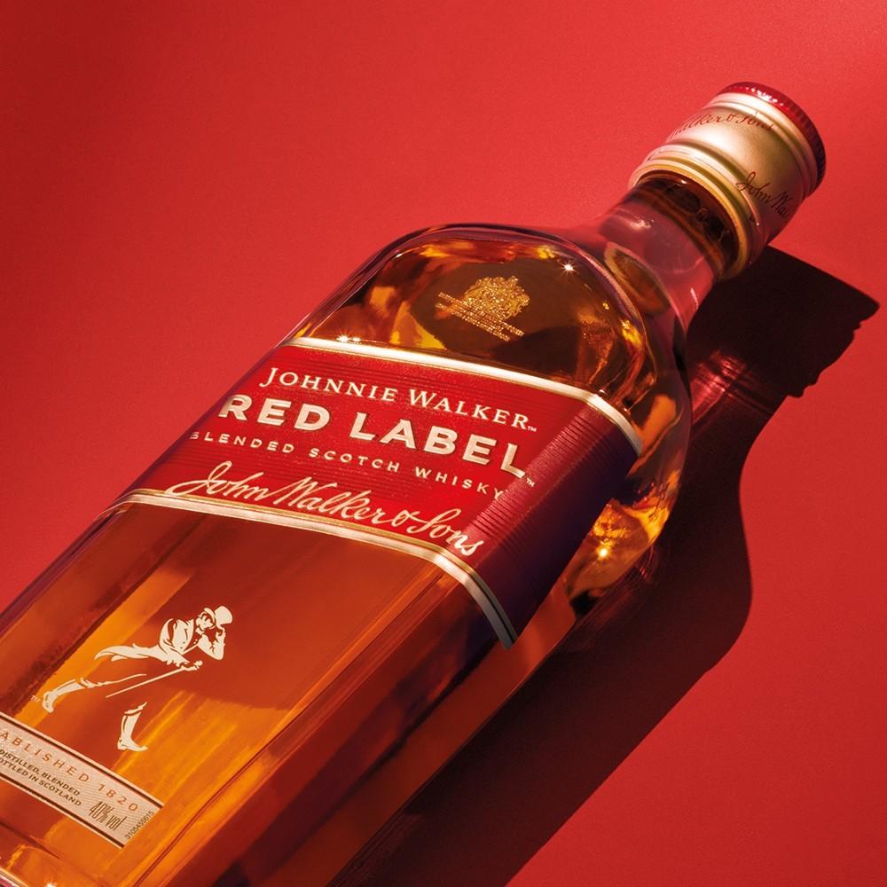 Johnnie Walker Red Label Blended Scotch Whisky - Aelia Duty Free