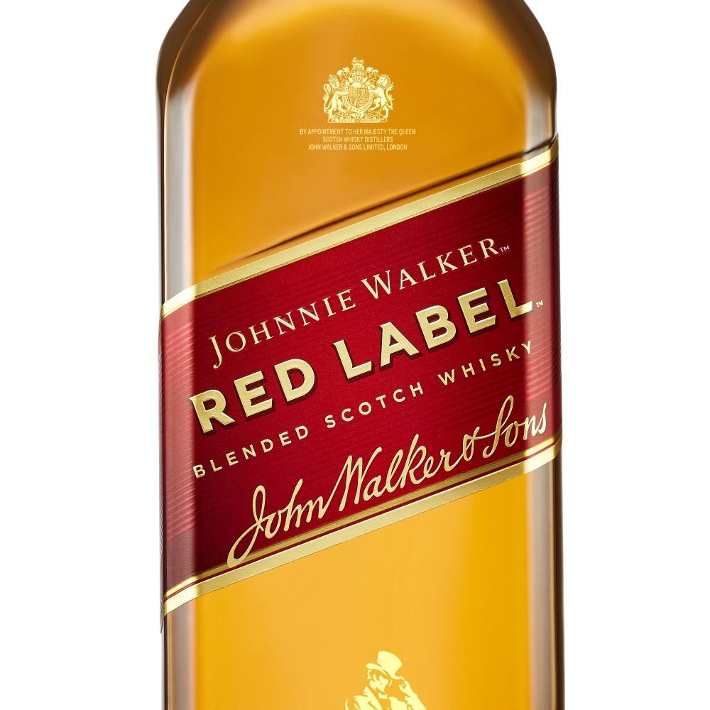 Red Label Blended Scotch Whisky - Aelia Duty Free Lima